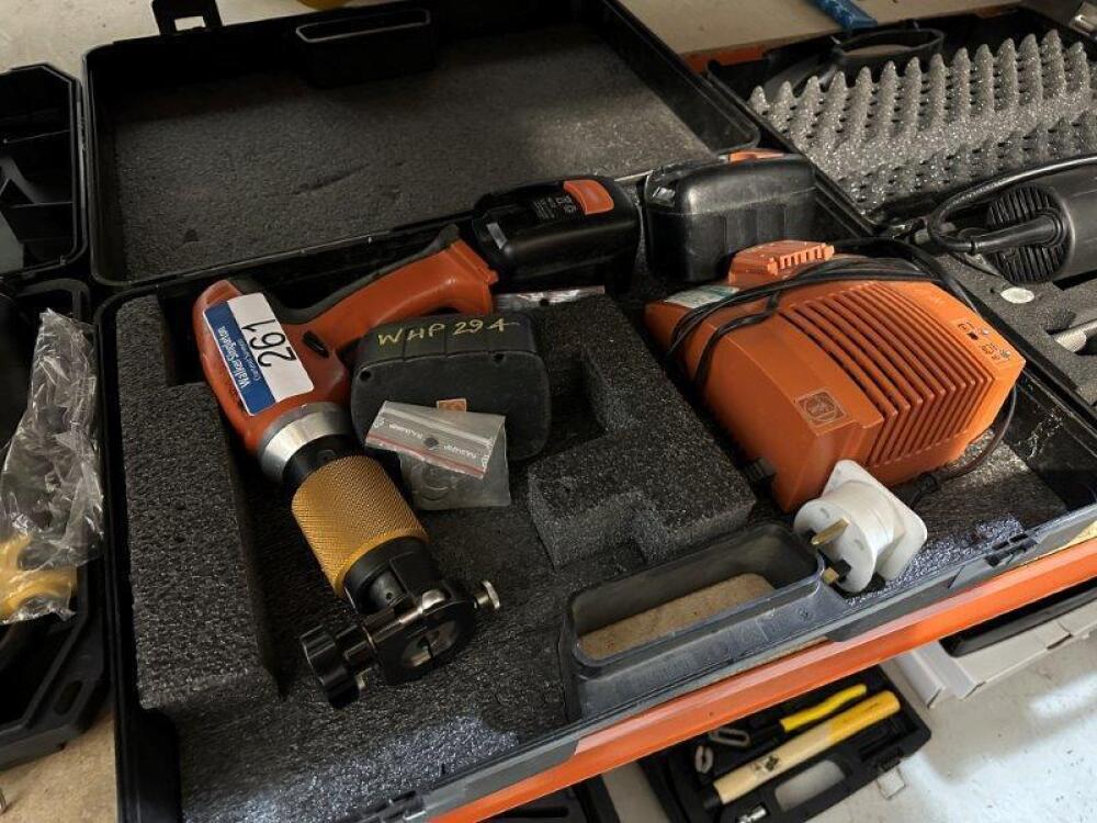 FEIN AB912 Cordless Facing Tool in Case