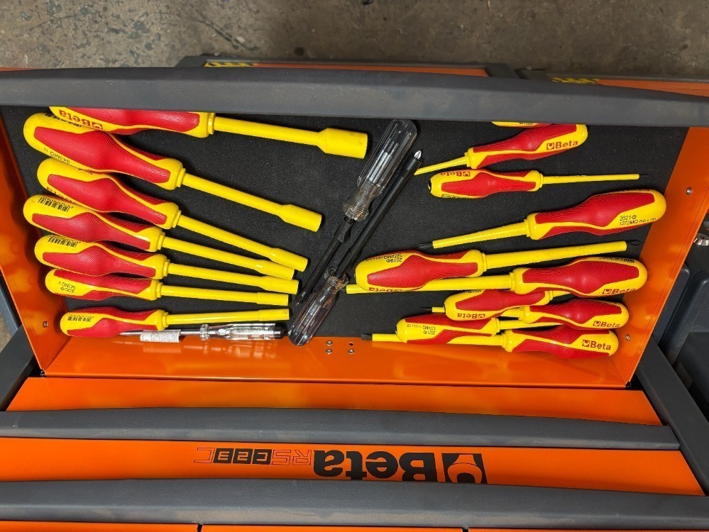 BETA RSC24A/7 Series Seven Drawer Mobile Cabinet Tool Box with RSC23C Portable 8 Drawer Tool ...