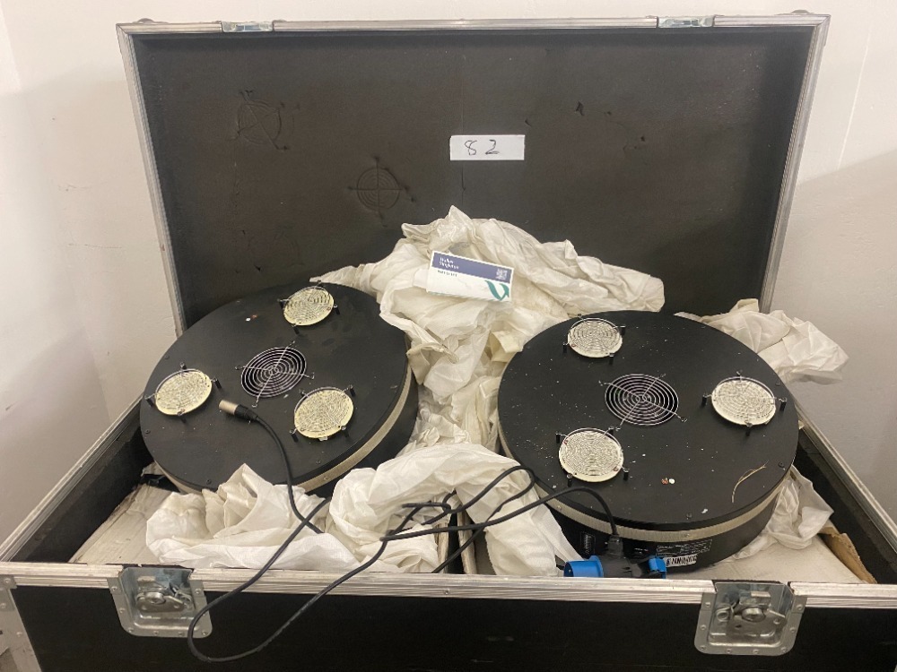 8 x Air Cones RGN DMX with Flight Case