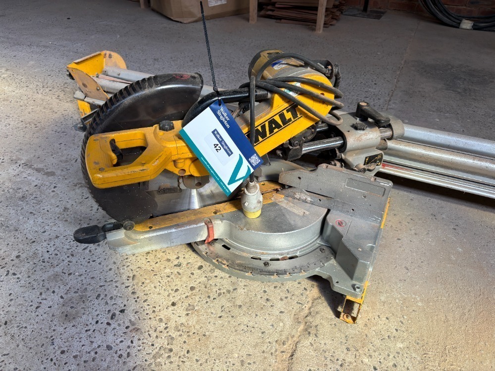 DEWALT DW718-LX 305mm Pull Over Saw includes XJ Compact Mitre Saw Stand ...