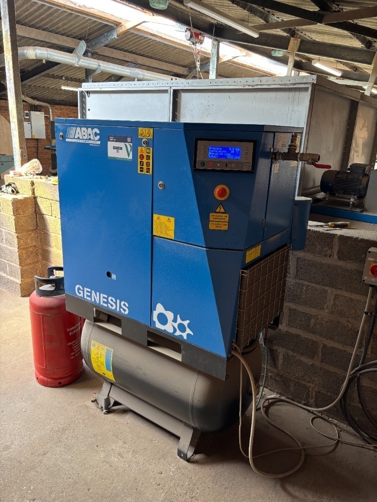 ABAC GENESIS Model 15-270 10 Bar Air Compressor