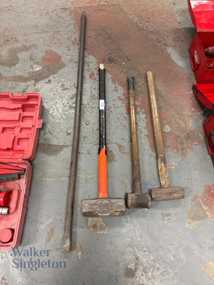 3 x Long Shaft Lump Hammers and Bar