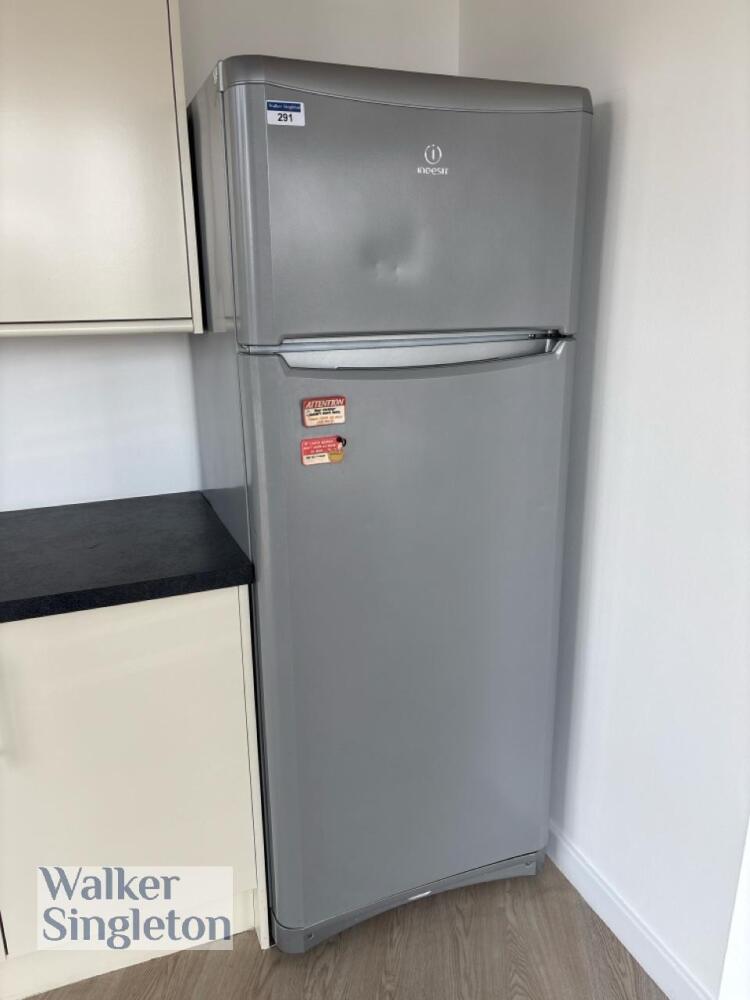 INDESIT Freestanding Fridge Freezer