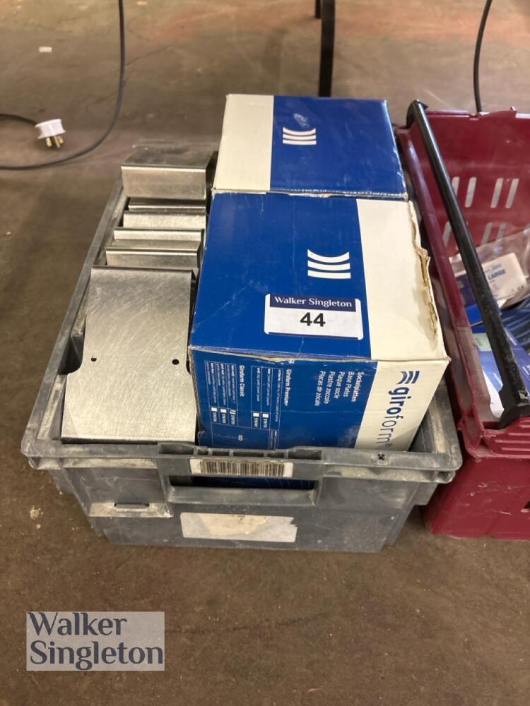 Contents to 3 x Various Boxes