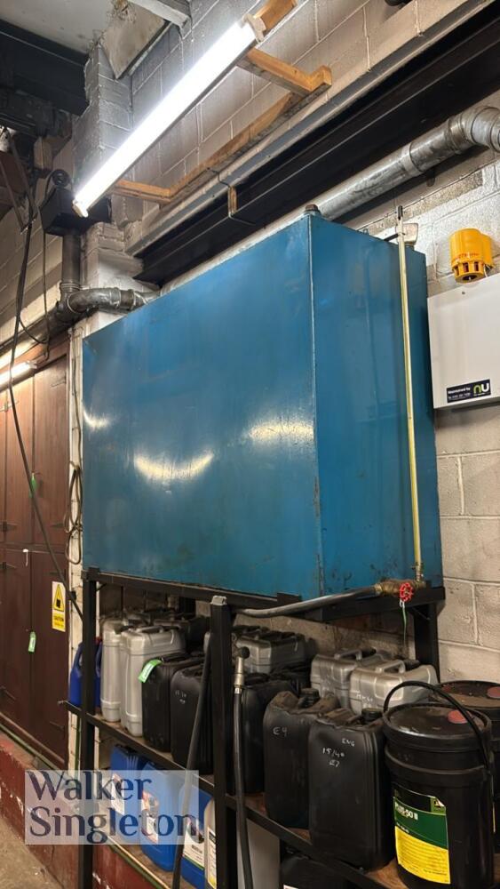 1400 Litre White Diesel Tank with approximately 500 Litres Includes ...