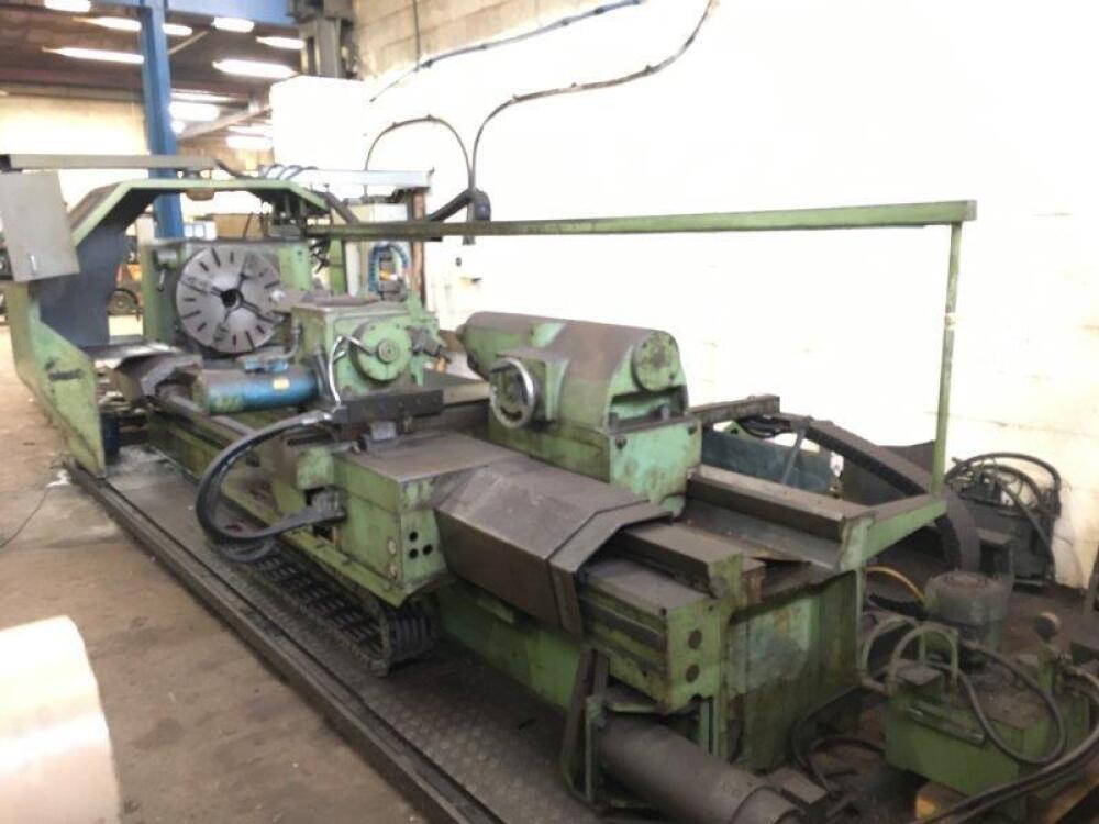 DEAN SMITH AND GRACE CNC Centre Lathe with 2 fixed Steadies (200mm and ...