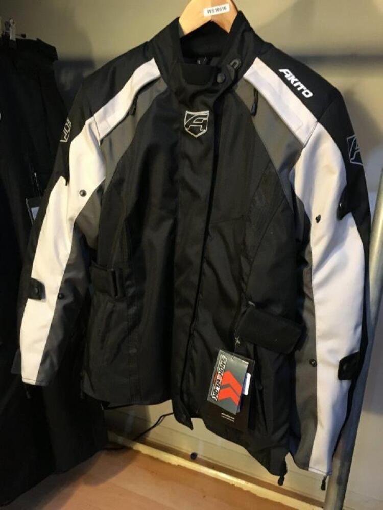 AKITO Tornado Jackets Model: 182934 Colour: Black / Gun Size: XL ...