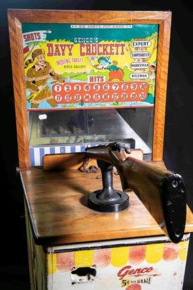 GENCO Davy Crockett Moving Target Rifle Gallery Game Machine with ...