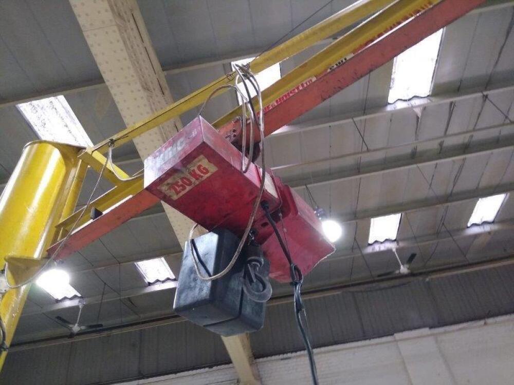 Column Mounted Articulate Arm Jib; Capacity: SWL 250KG; Dimensions: 4 ...